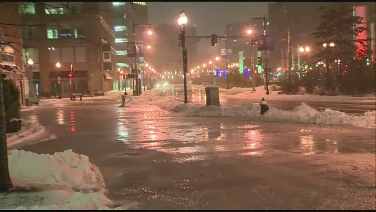 Boston snow turns to rain, slush