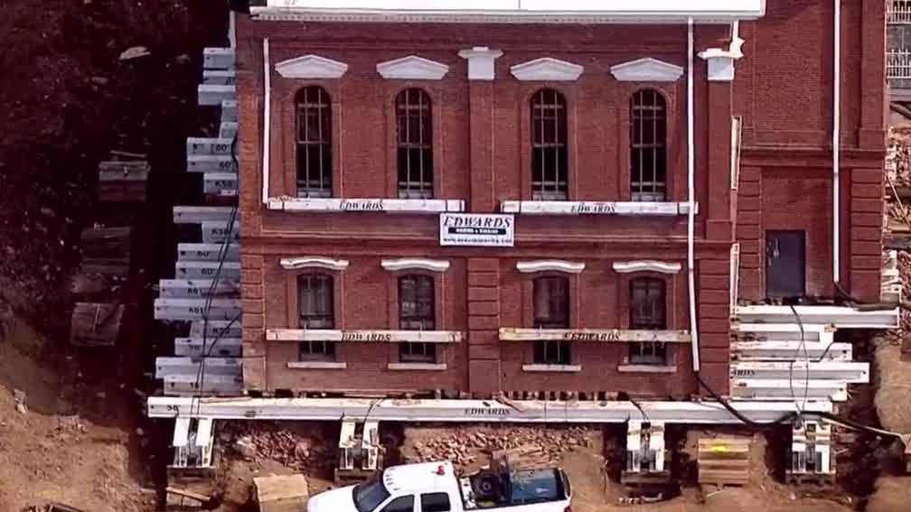 Historic Oldham County Courthouse on the move