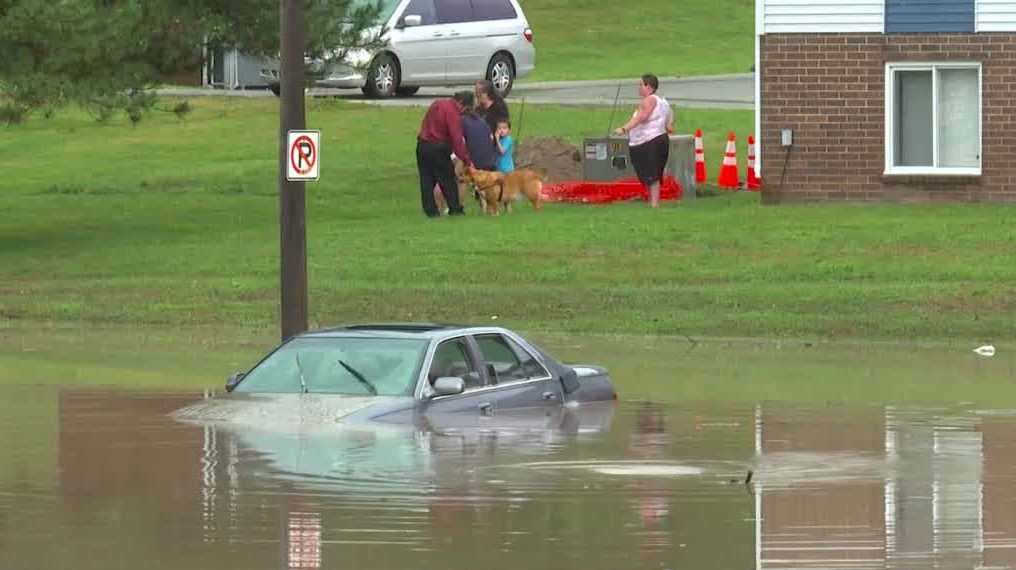 Driver hopes to find woman who rescued her during flash flood