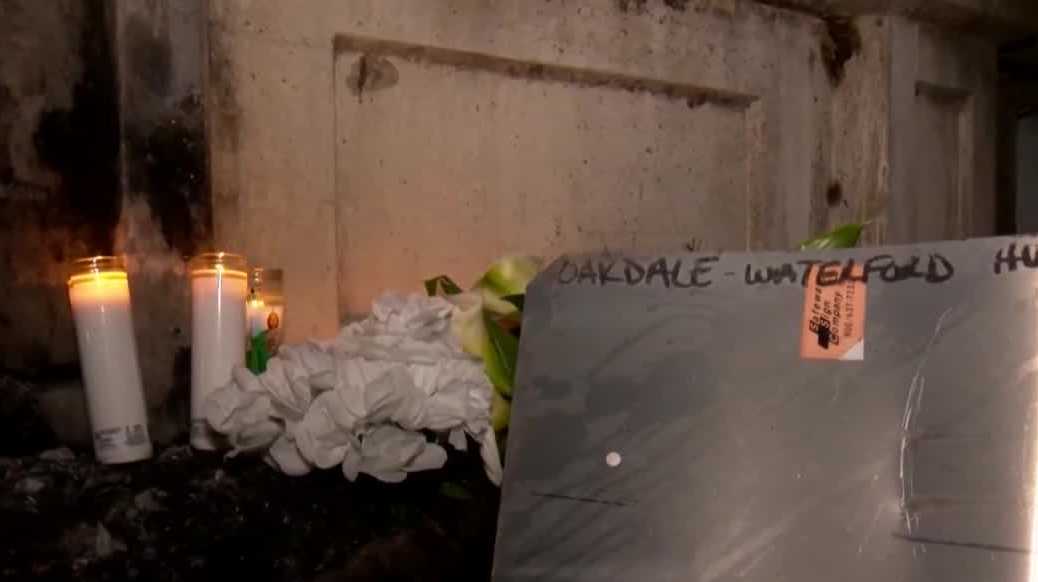 4 dead, 2 children injured after vehicle crashes near Oakdale