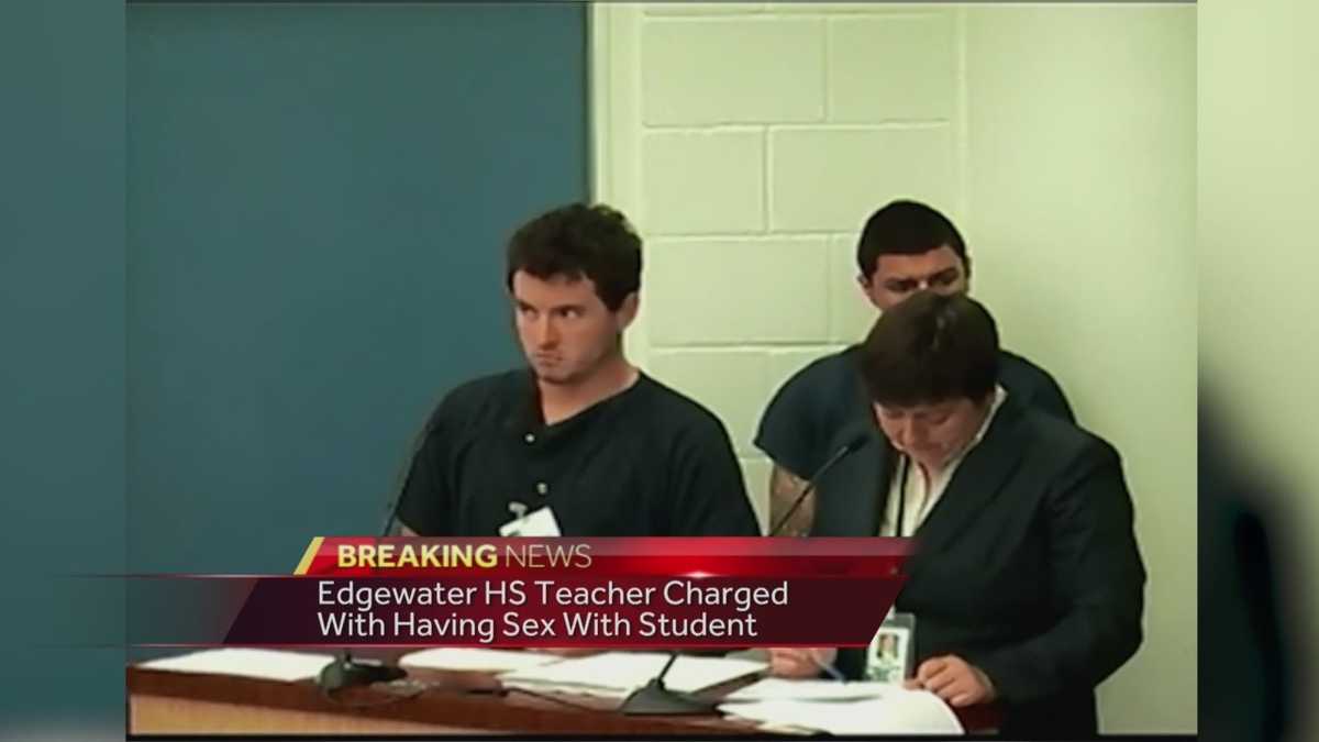 PD: Edgewater H.S. teacher accused of sex with student