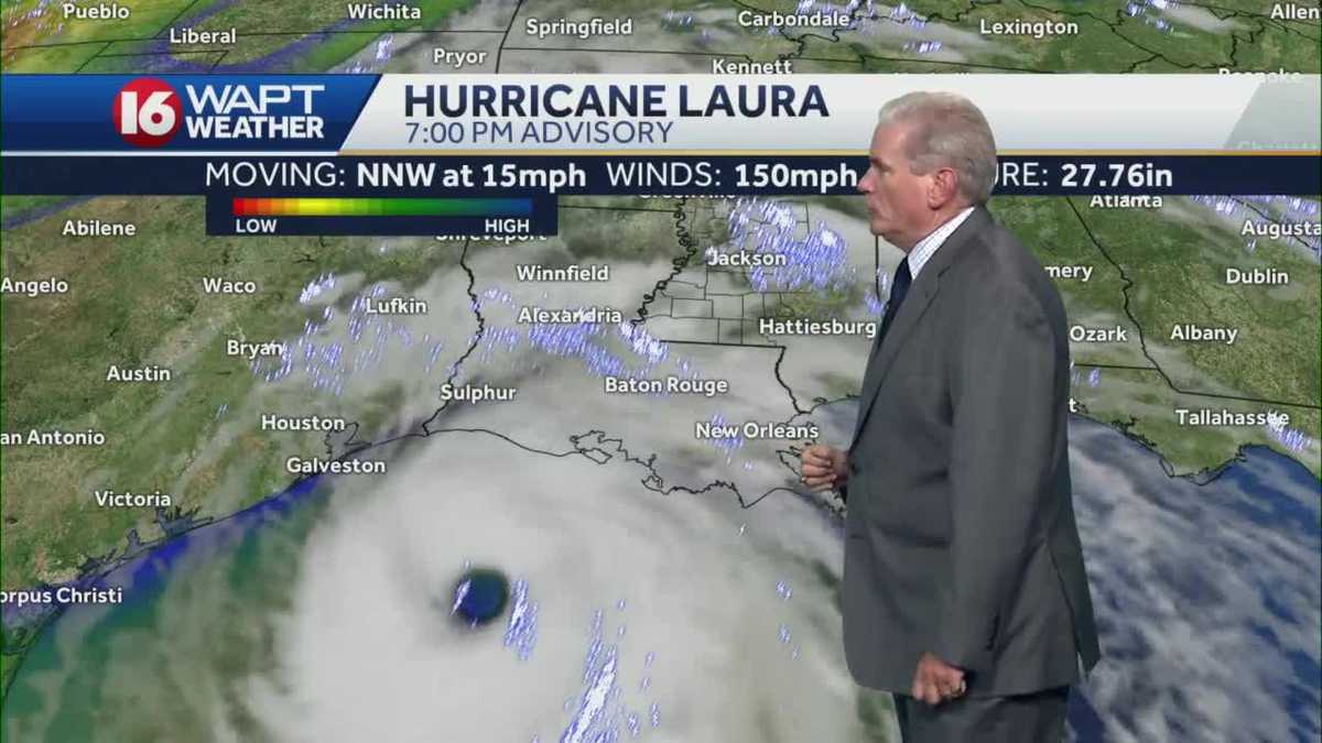 Hurricane Laura strengthens before landfall