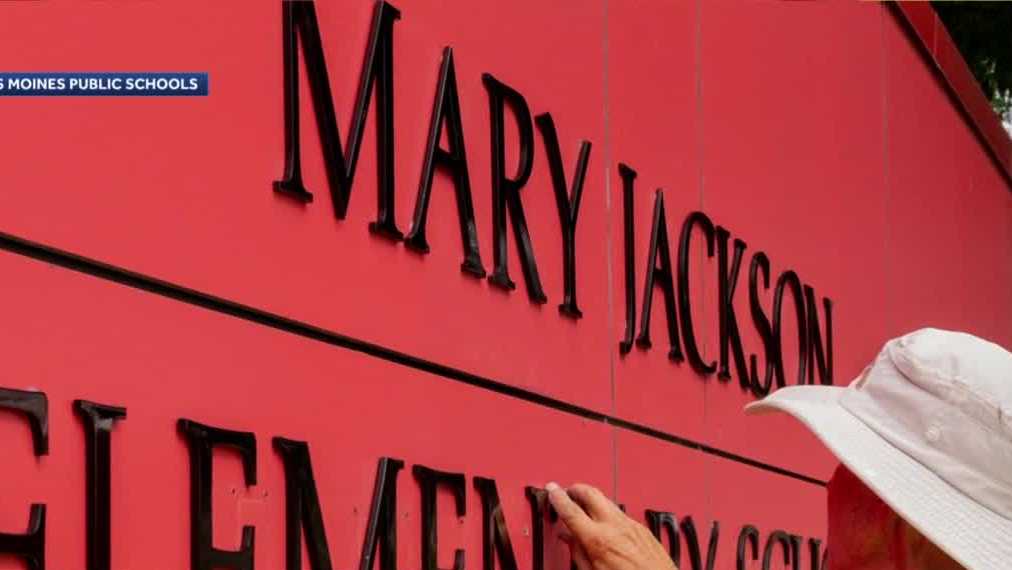 Iowa elementary school officially changes its name