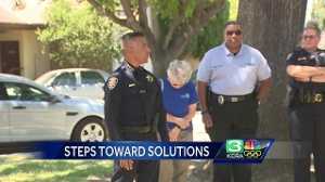 Tracy police chief hosts community meeting