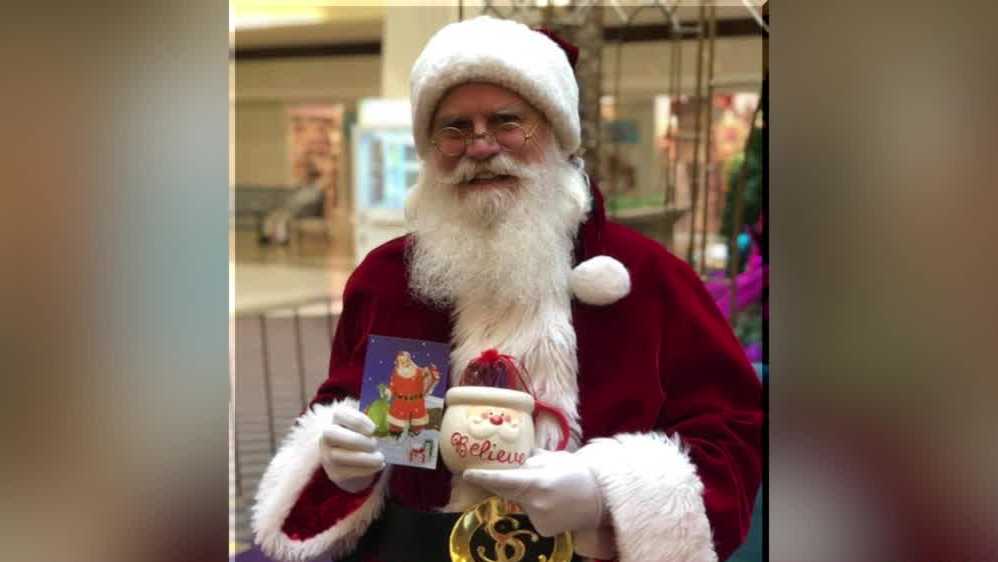 Former Sunrise Mall Santa receives social media love, support