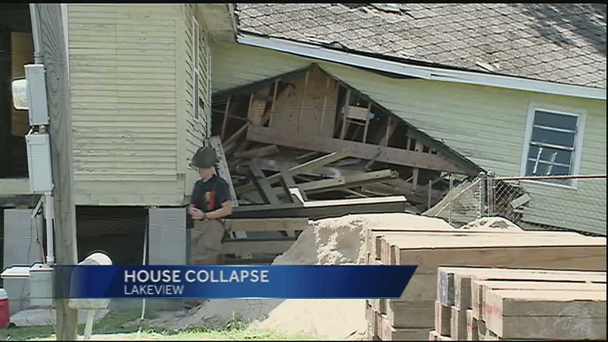 House partially collapses in Lakeview