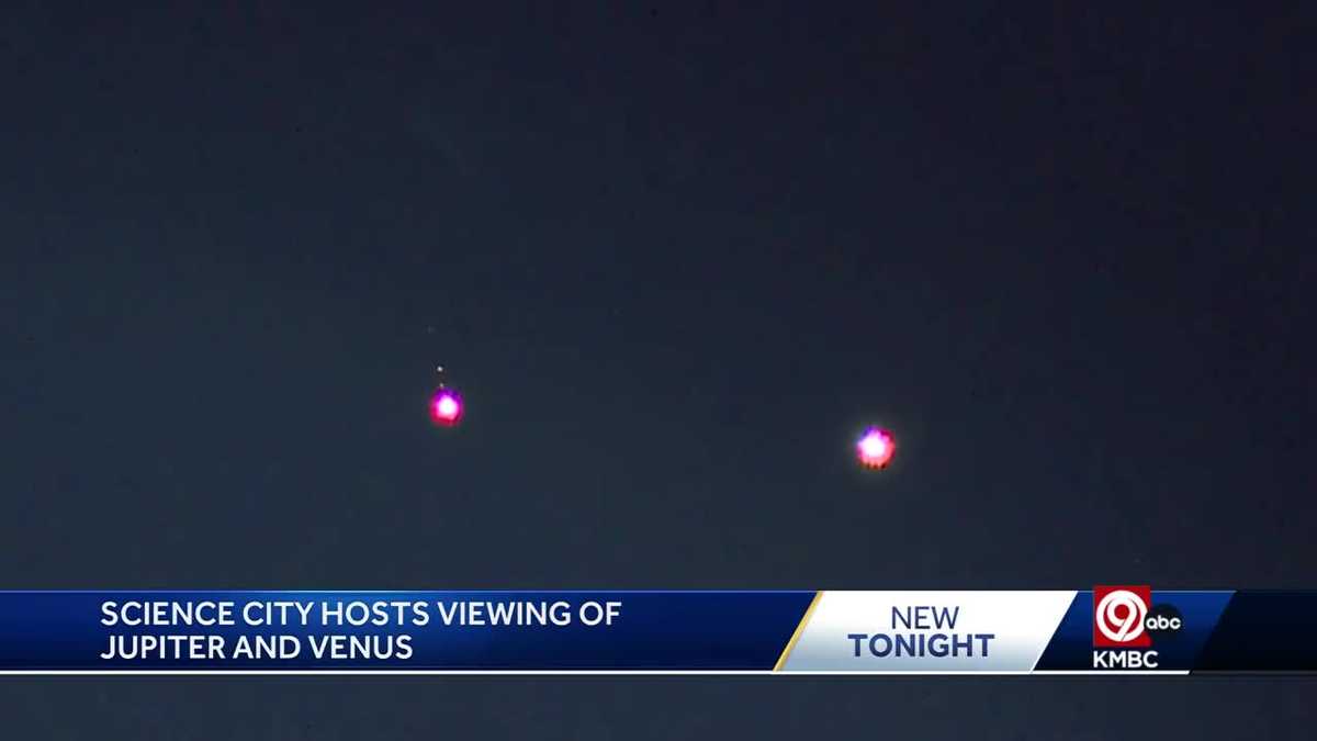 Science City hosts viewing of Jupiter, Venus conjunction
