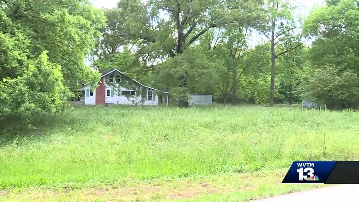 Leeds residents concerned with proposed housing development plan