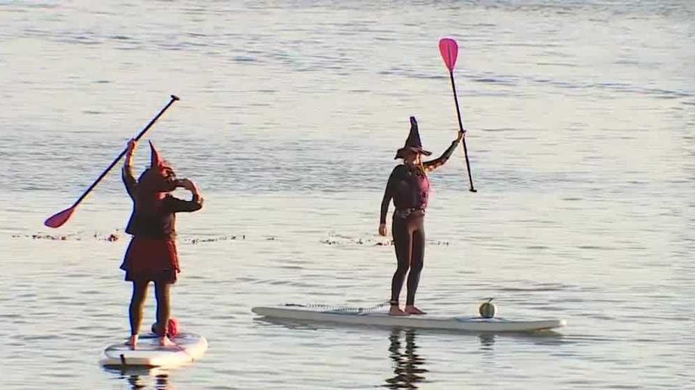 2 people brace cold weather for annual Santa Cruz Halloween paddle