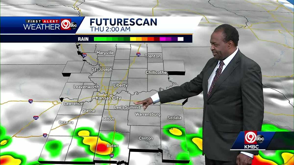 Stray thunderstorms possible to start your Thursday