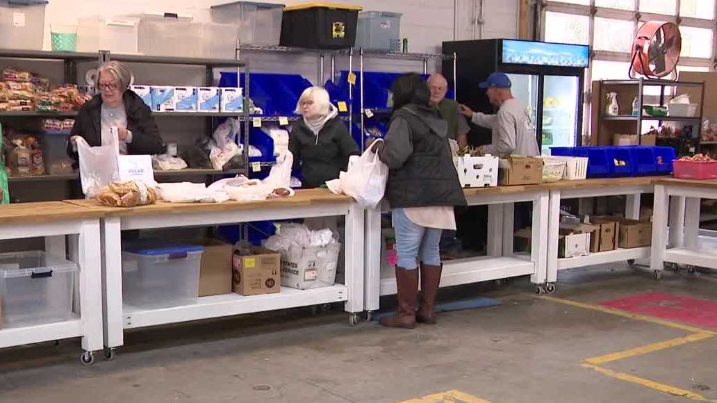 'It's scary': Food pantries in Louisville face empty shelves amid ...