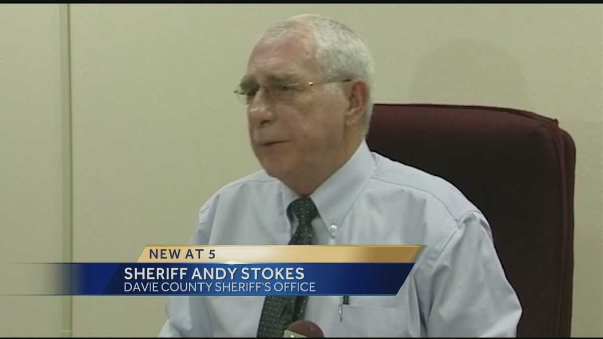 Davie sheriff's shot hit deputy during standoff