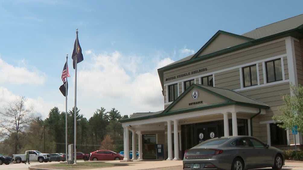 Some NH DMV buildings open Saturday as Real ID deadline approaches