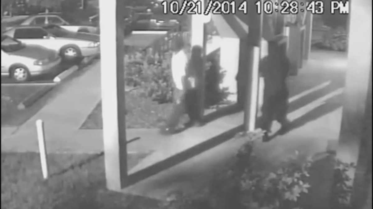 Attempted Armed Home Invasion Caught On Camera
