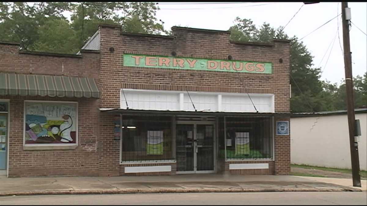 Terry drug store closes after August robbery