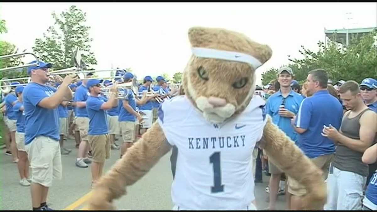 Fans hyped for UK, WKU season opener