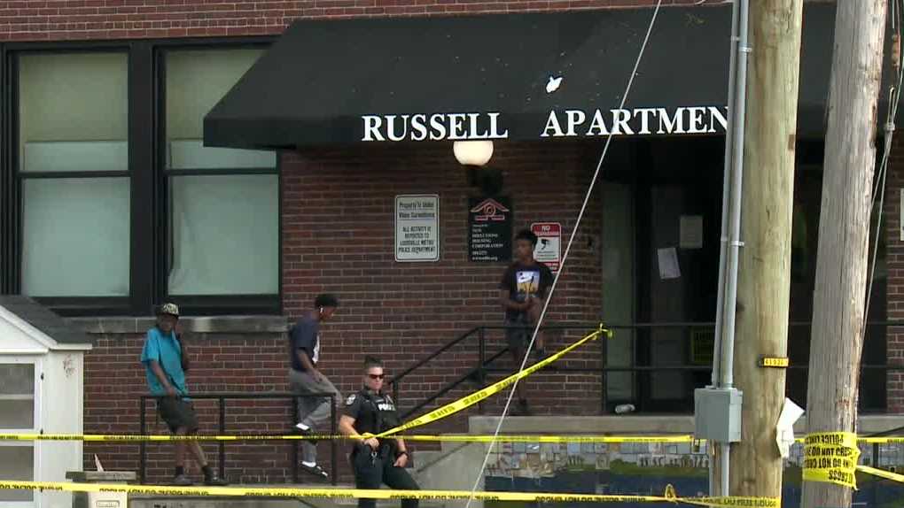 Louisville Metro police: 4 people injured in Russell shooting