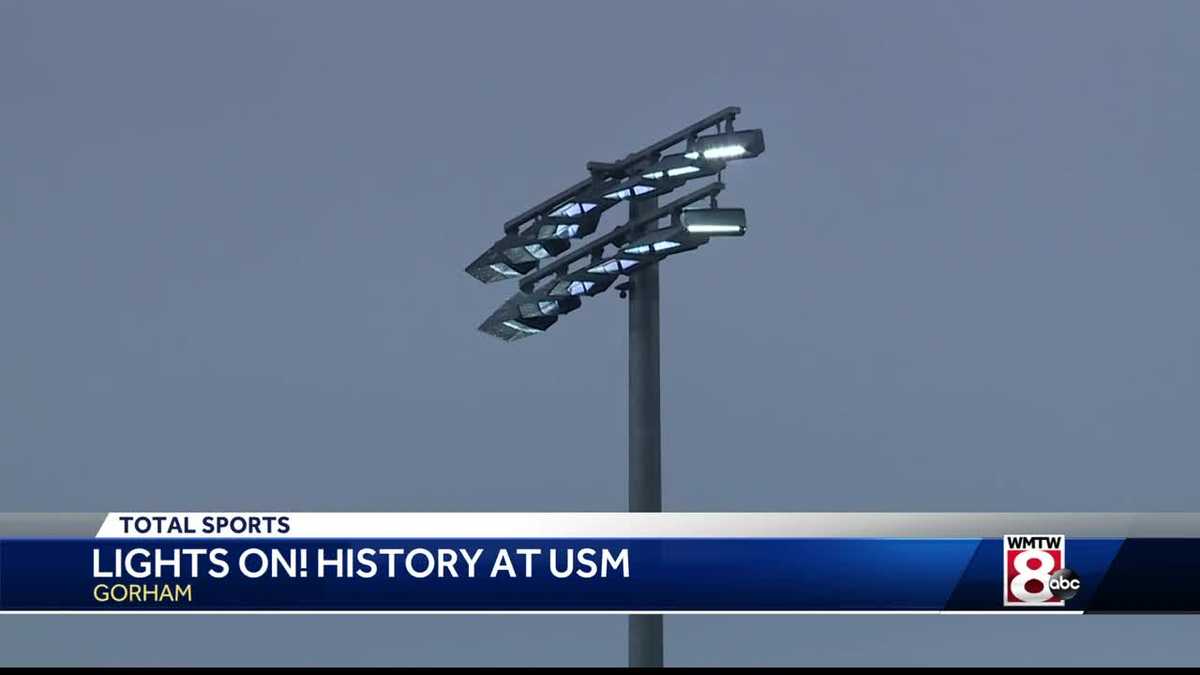 USM baseball team plays first game under the lights
