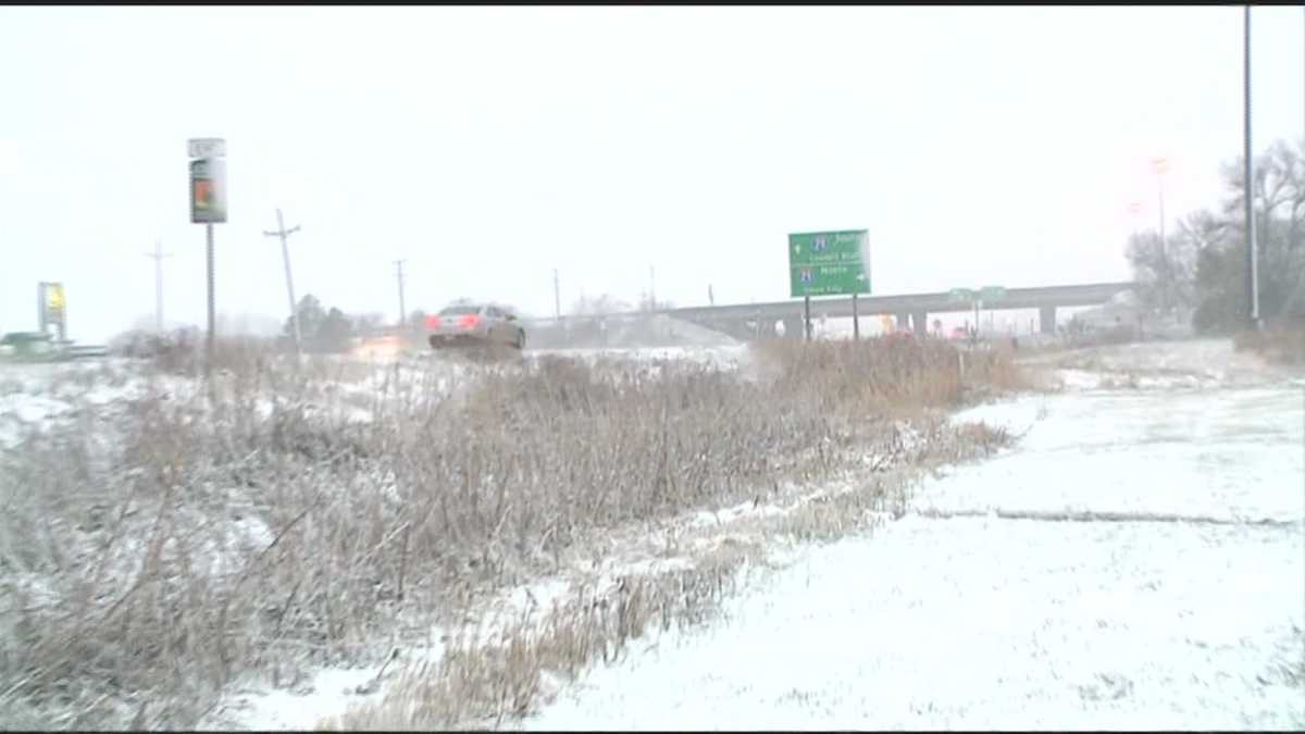 Winter weather arrives in the KETV viewing area