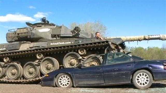 Program lets civilians drive tanks