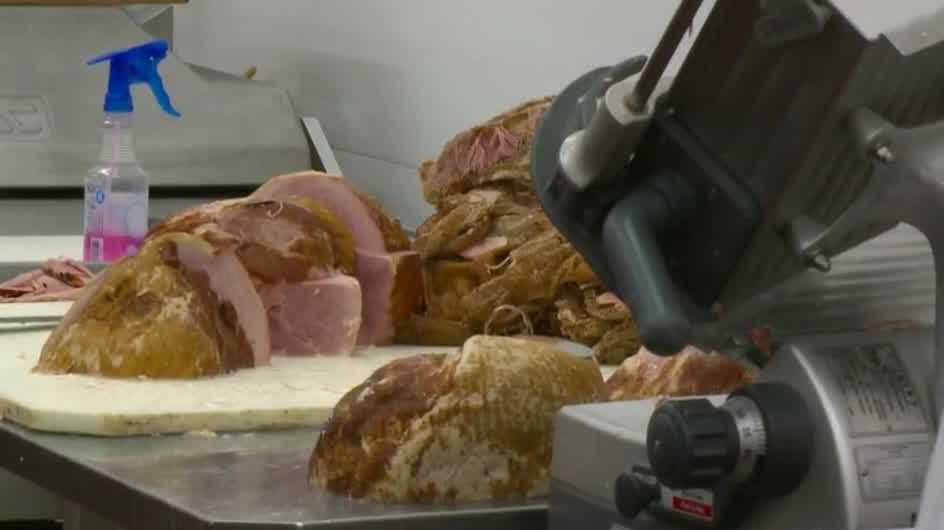 Plant closures create business boom for small meat lockers