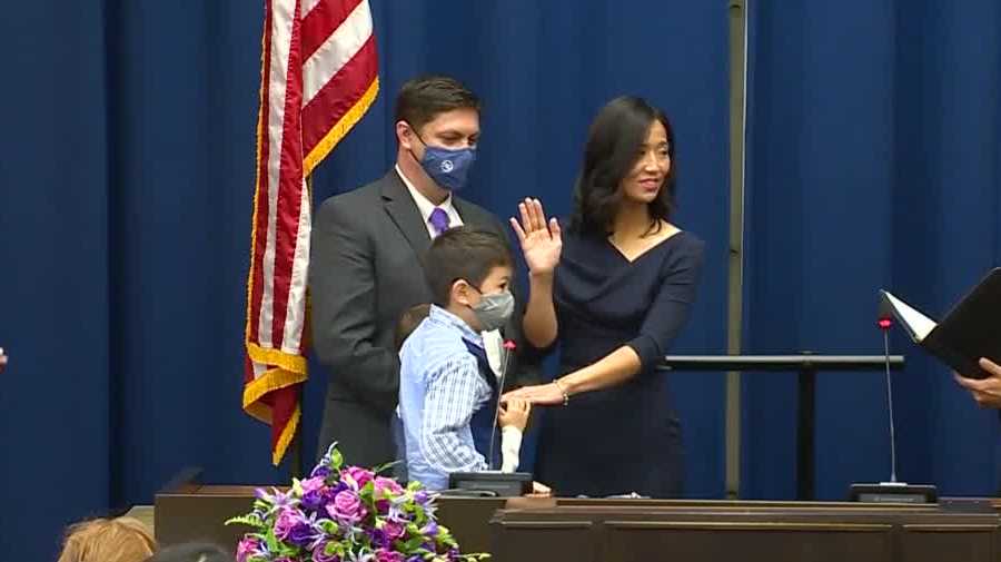 Wu makes history as she's sworn In as mayor