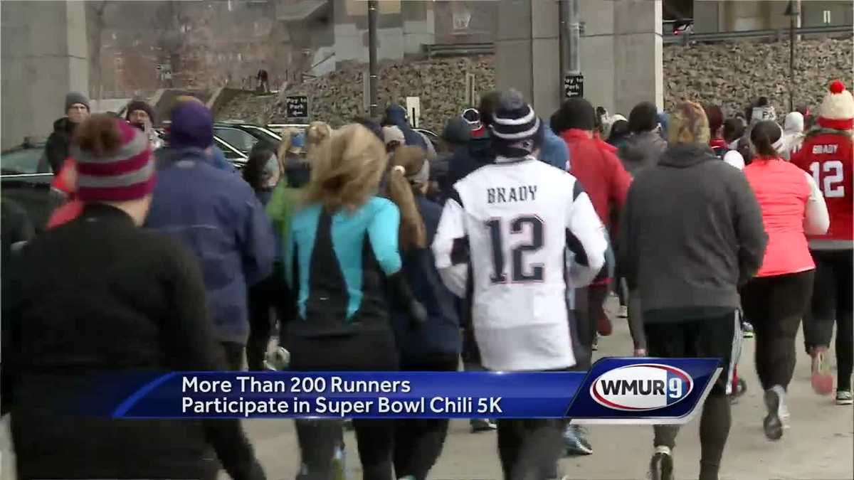 Over 200 people take part in Manchester Super Bowl 5k