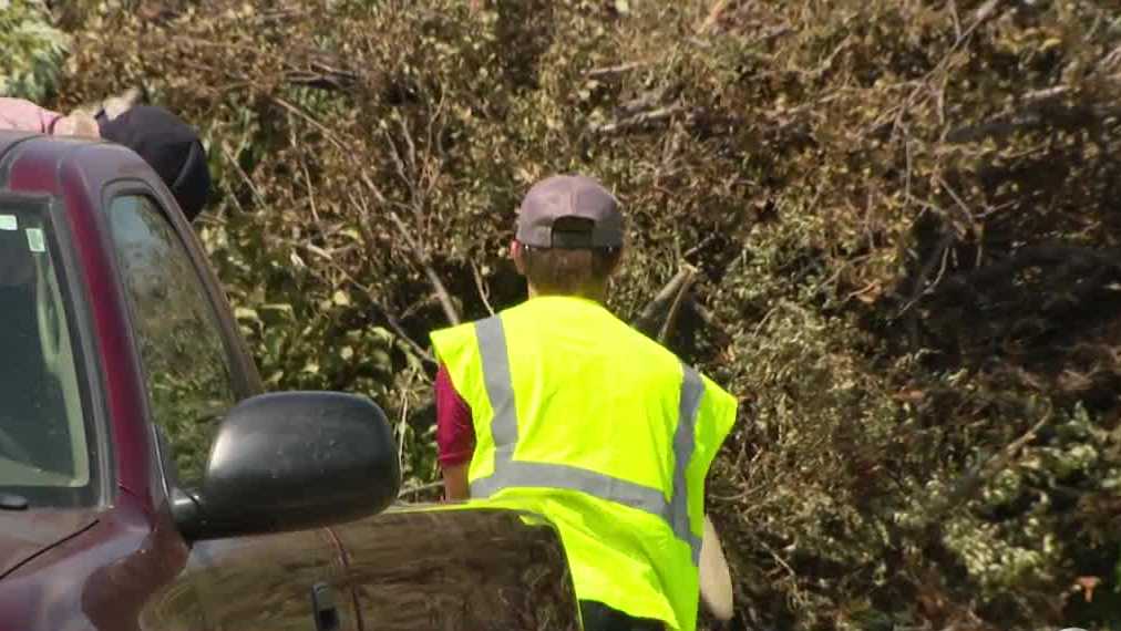 Omaha tree debris removal sites to remain open