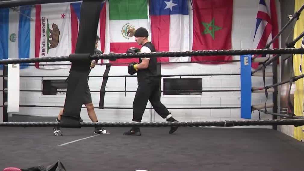 EMU Azteca Boxing Club creates safe place for students in Des Moines