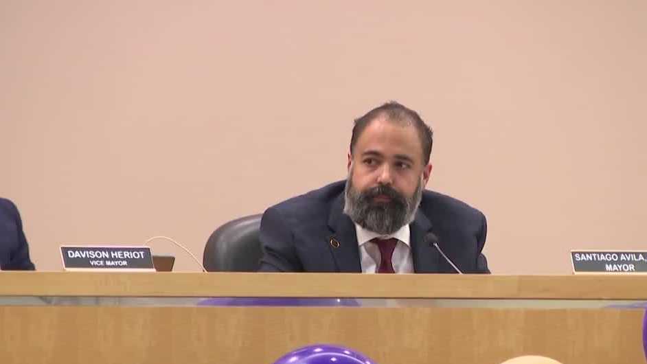 Deltona mayor won't face consequences for violating travel policy