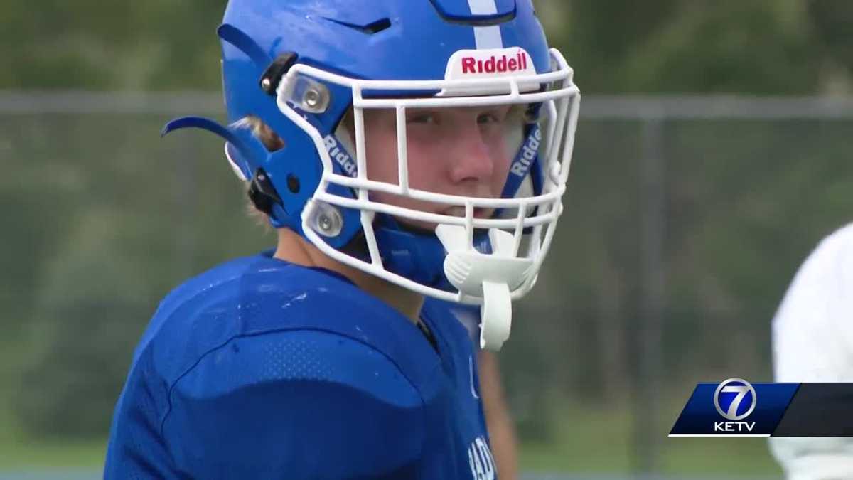 Bennington returns to the gridiron seeking fourth straight title