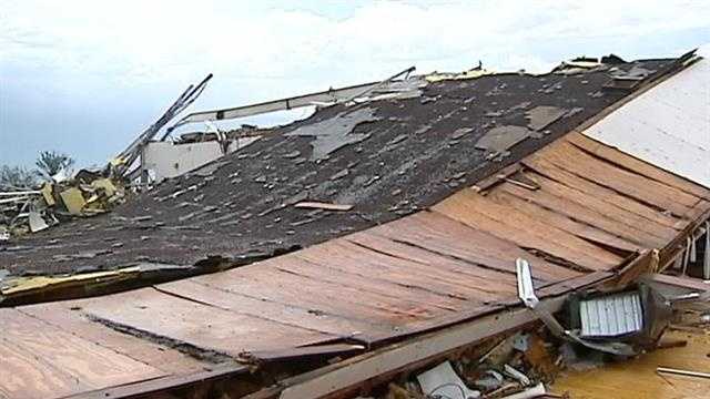 Students return to storm-damaged school