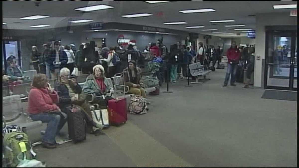 Storm creates travel trouble day before Thanksgiving