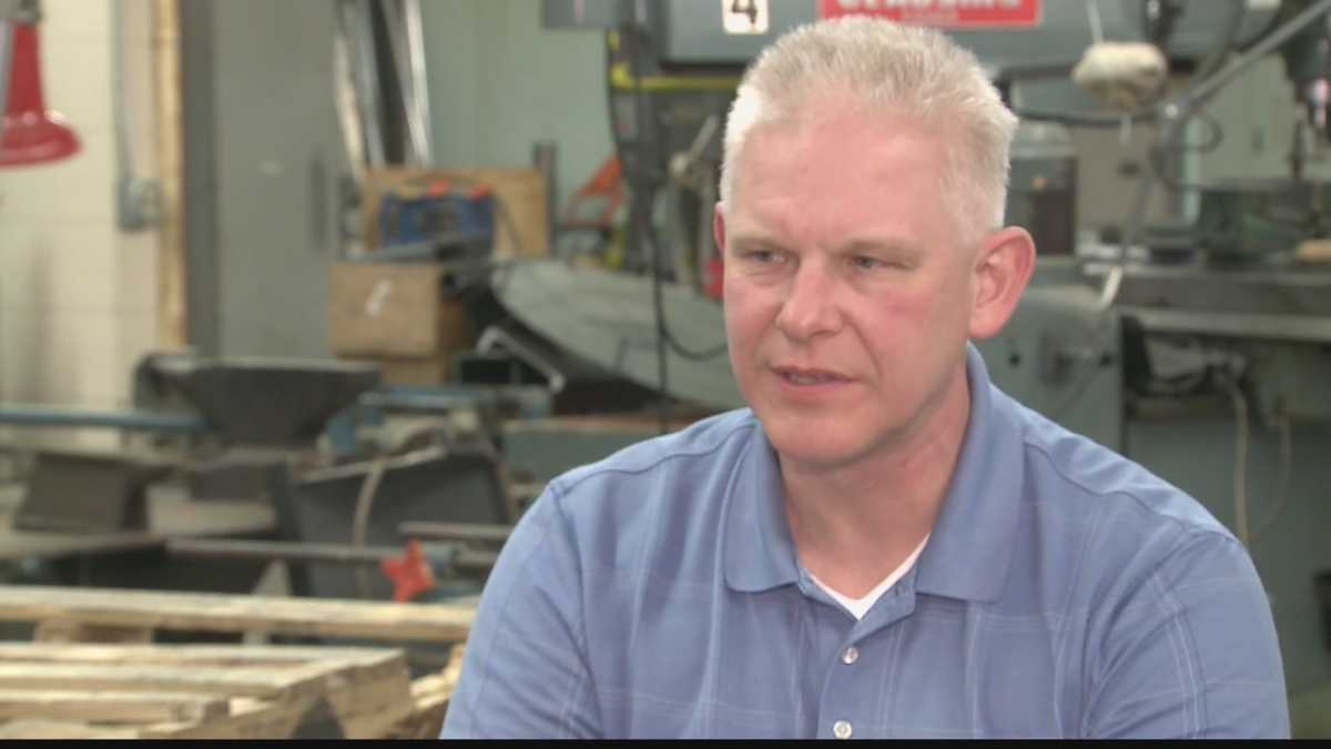 May Top Teacher: David Jasperson, Hustisford H.S.