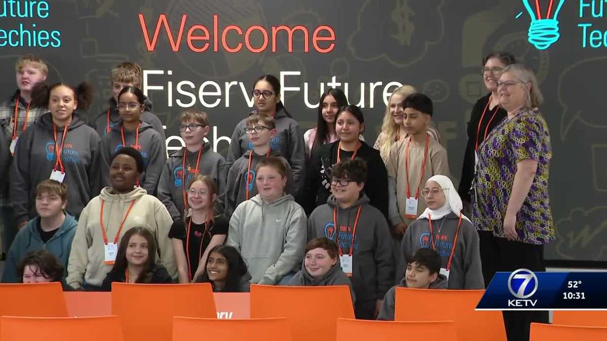 Omaha students graduate from Fiserv's Future Techies Program