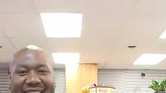 Omaha's Flowerama preparing for big crowds on Valentine's Day