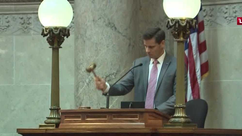 Wisconsin Senate convened for 15 seconds, to gavel in and adjourn ...
