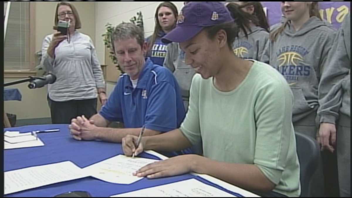 Tiana Jo Carter signs letter of intent to play at Albany