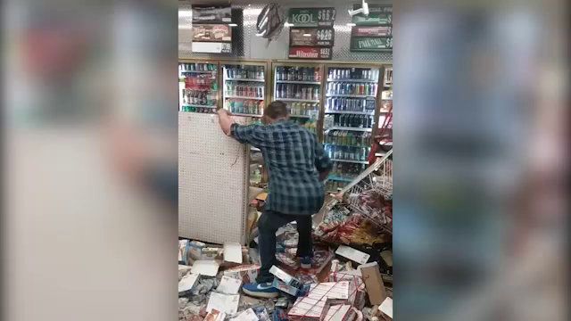 Witness video: Frank Jude Jr. trashes convenience store
