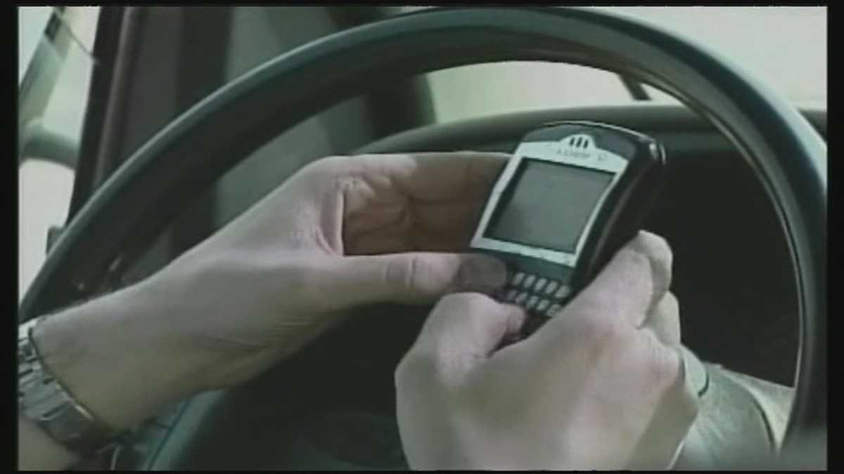 Florida's new texting-while-driving ban begins Tuesday