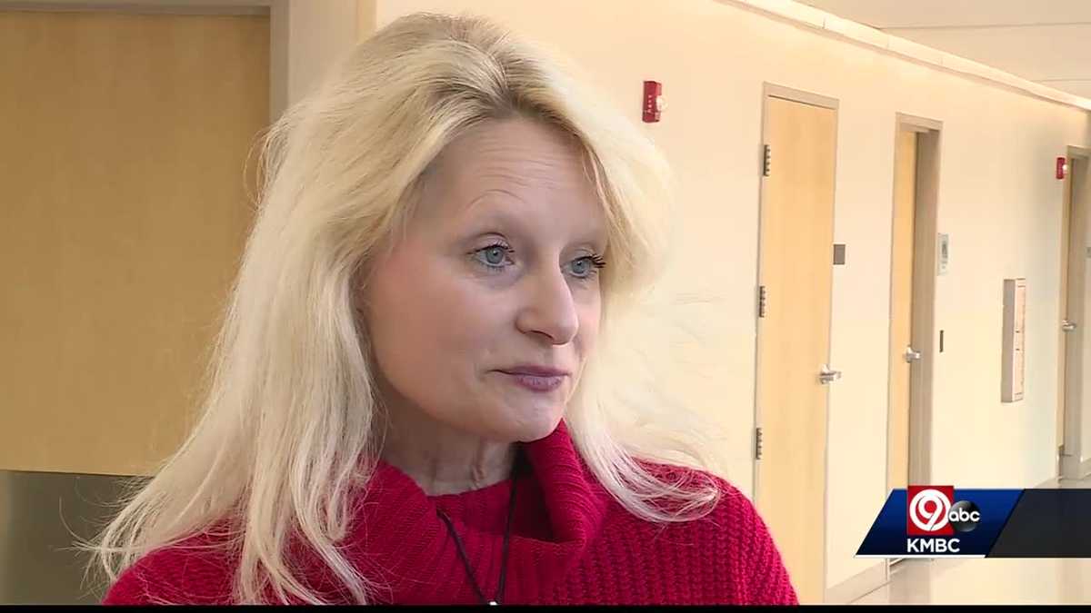 Heart attack survivor hands out 'gifts of hope' to patients battling ...