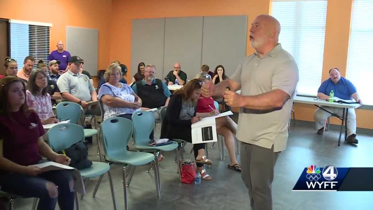 First responders train to help someone in a mental health crisis