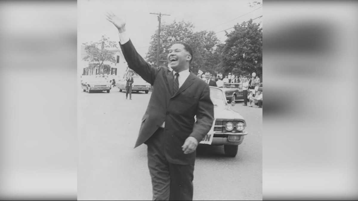 Edward Brooke, 1st black elected US senator, dies