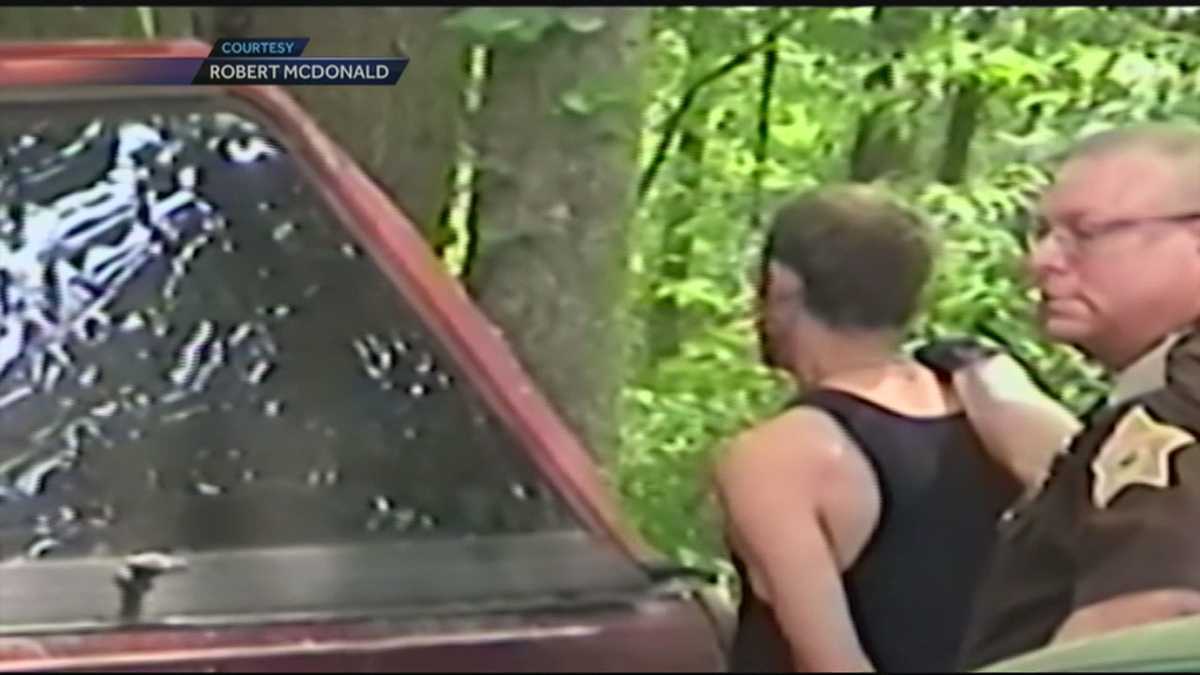 Police chase ends with arrest in Jeffersonville Police chase ends with arrest in Jeffersonville