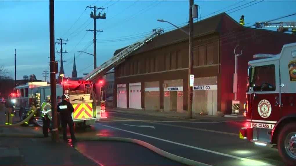Man jumps from roof of burning building in Pittsburgh's Larimer ...