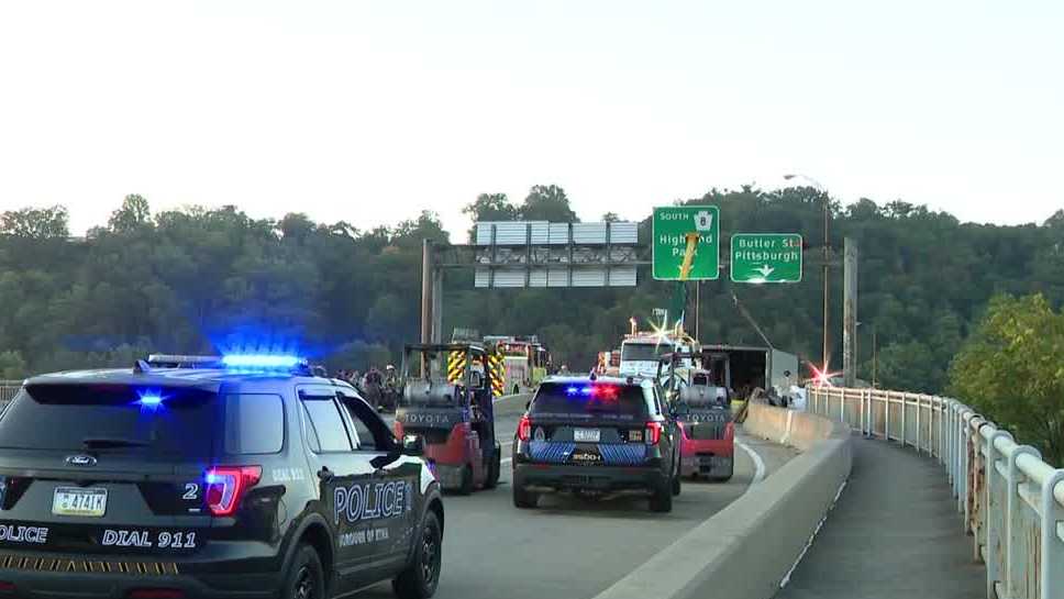 Truck rolls over on the 62nd Street Bridge in Allegheny County