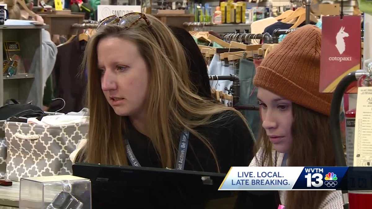 Retail labor shortage during holidays