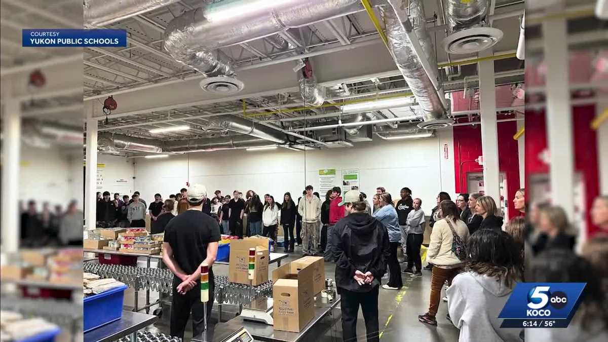 Yukon students pack more than 850 boxes to help feed families