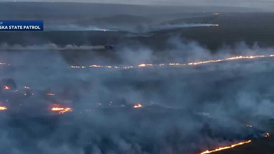 Nebraska, federal agencies target hot spots of Road 702 wildfire