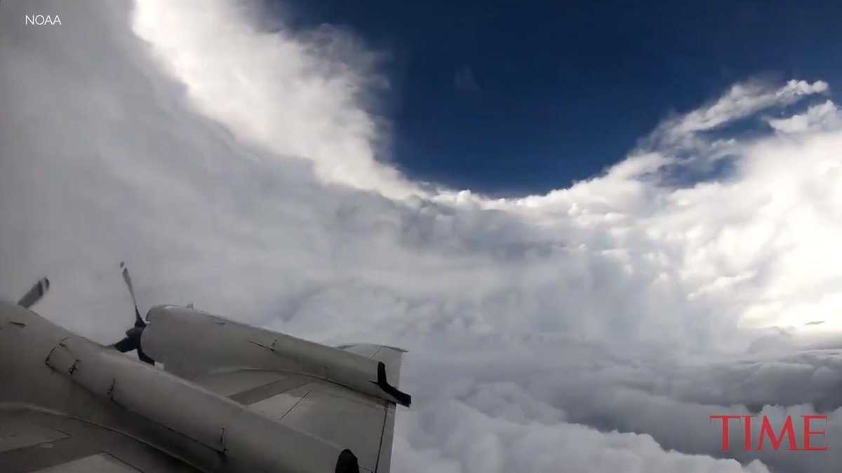 Here’s what it looks like to fly directly into eye of Hurricane Florence